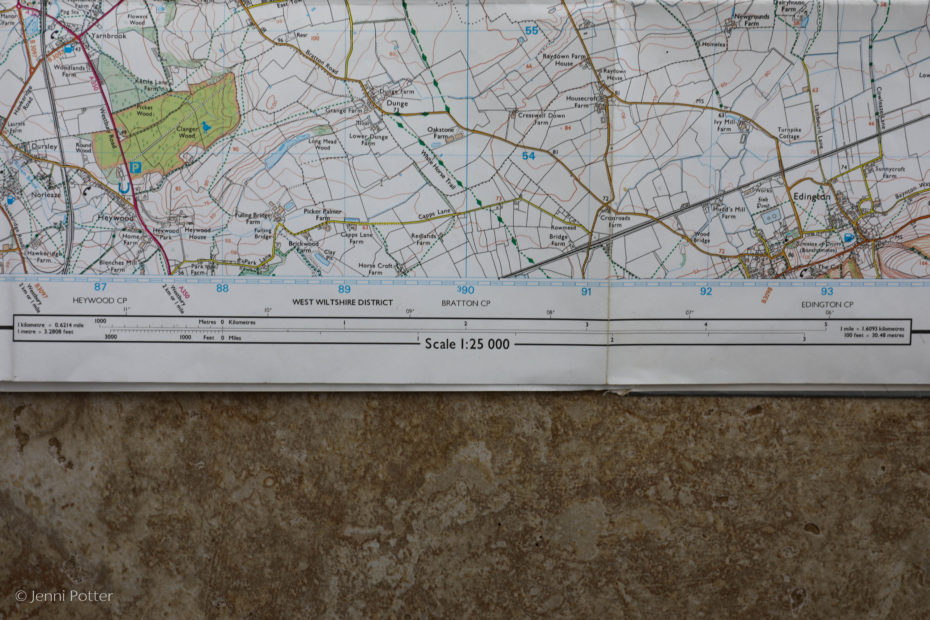 How to Read An OS Explorer Map – An Easy Guide for Women Solo Hikers ...