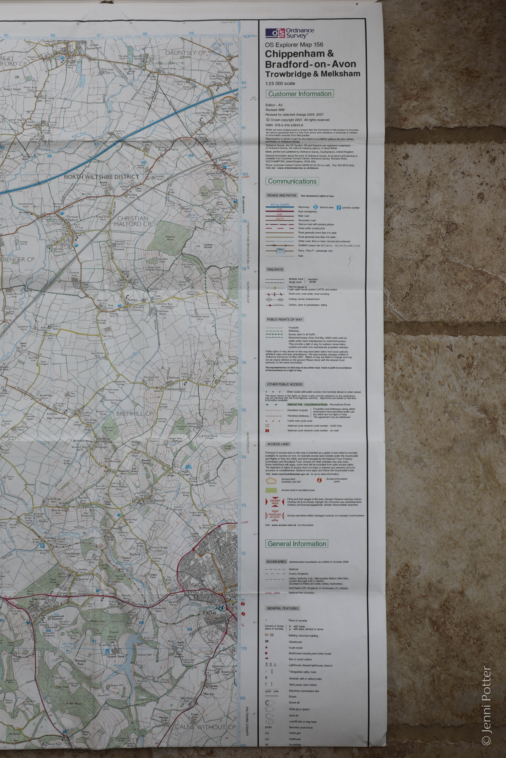 How to Read An OS Explorer Map – An Easy Guide for Women Solo Hikers ...