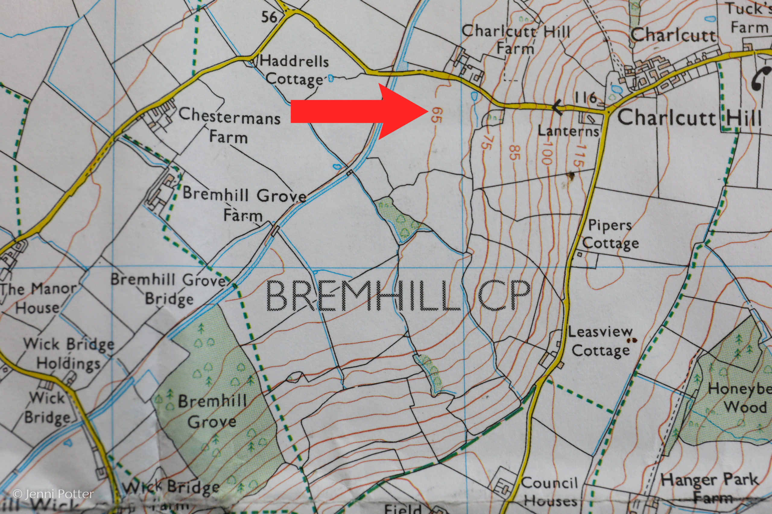 How to Read An OS Explorer Map – An Easy Guide for Women Solo Hikers ...