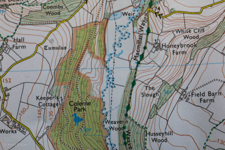 How to Read An OS Explorer Map – An Easy Guide for Women Solo Hikers ...